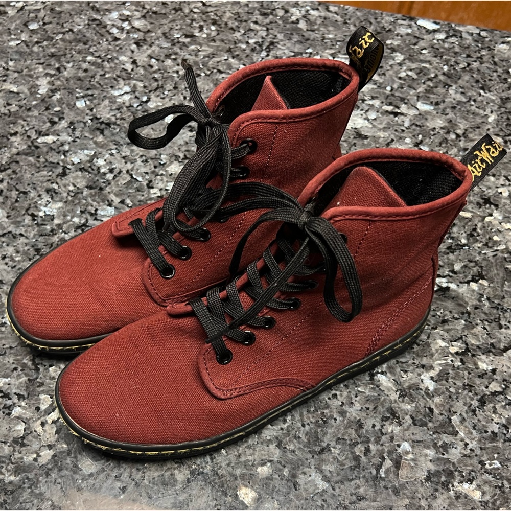 Dr Martens Shoreditch Boot Cherry Red Canvas Gem