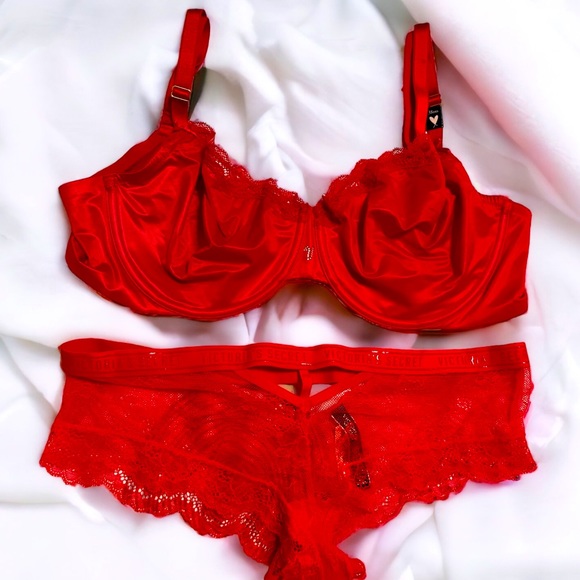 Victorias Secret Intimates And Sleepwear Victorias Secret Red Sarin