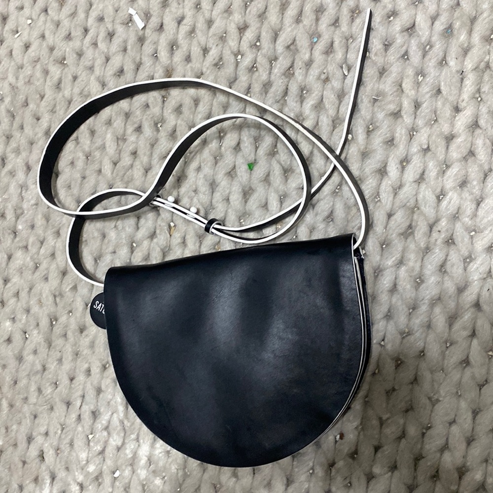 Half Moon Kate Spade Saturday Crossbody Purse Black Gem