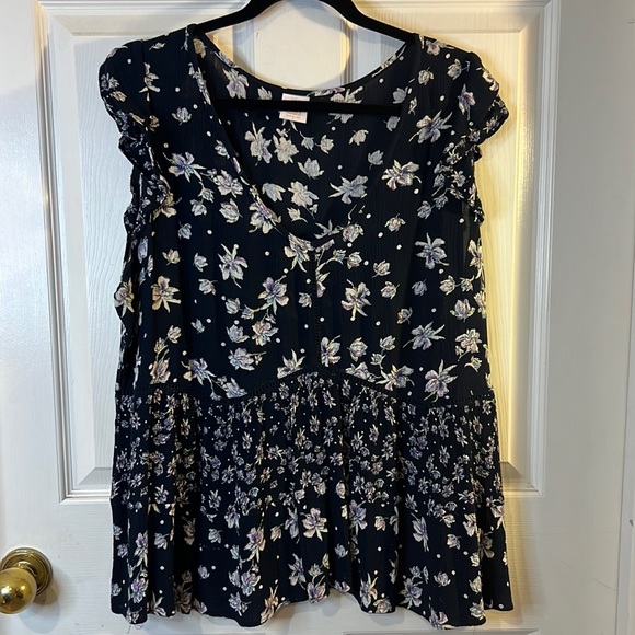 Bila Tops Bila Womens Floral Blouse With The Neck Size Large Poshmark