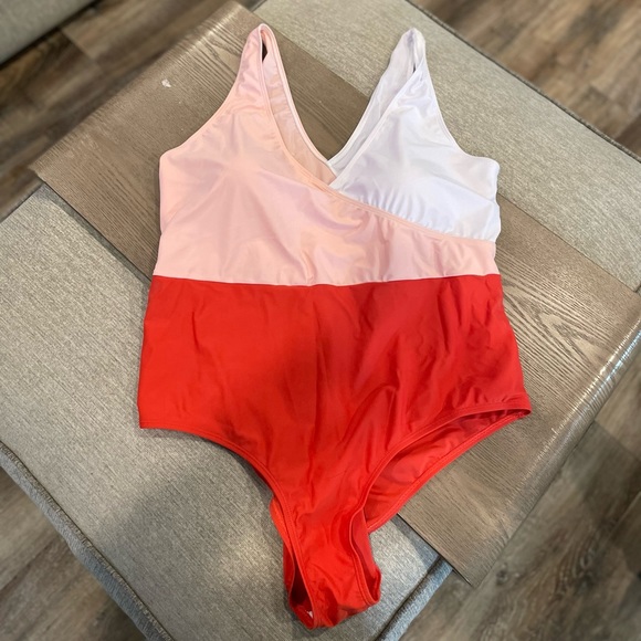 Cupshe Swim Cupshe Color Block Swimsuit Poshmark