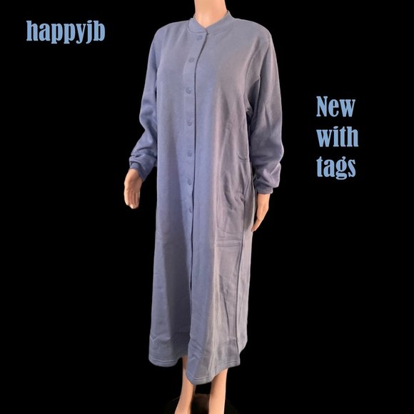 Blair Intimates And Sleepwear Nwt Blair Snap Front Long Fleece Robe