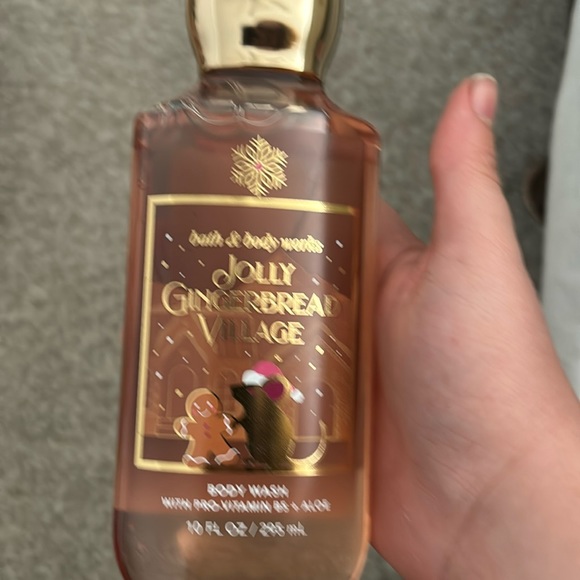 Bath And Body Works Bath And Body Jolly Gingerbread Village Shower Gel