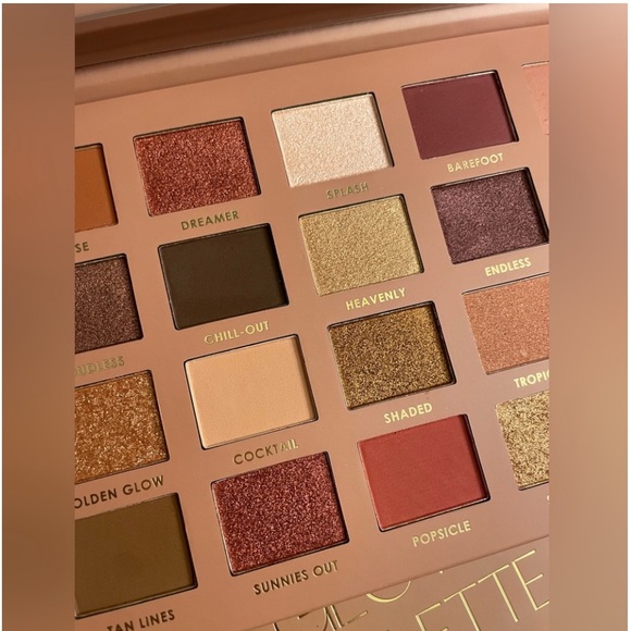 Ciate Makeup Ciat London Brazilian Glow Eyeshadow Palette 24pan