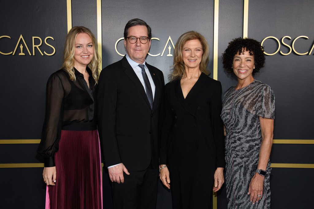 Inside The Oscar Nominees Luncheon 2020 See The Class Photo Oscars