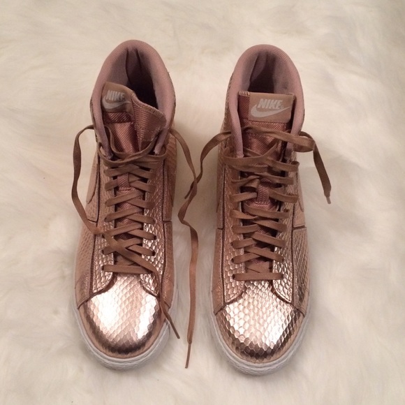 Rose Gold Womens Nike Shoes Rose Gold Womens Training Release Date