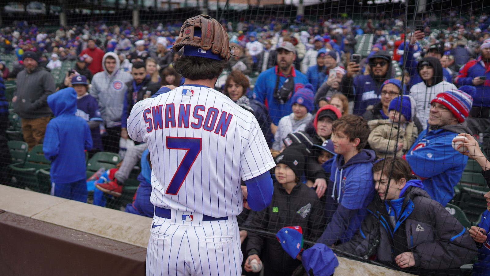 Dansby Swanson Jersey Signing Autographs For Fans Marquee Sports