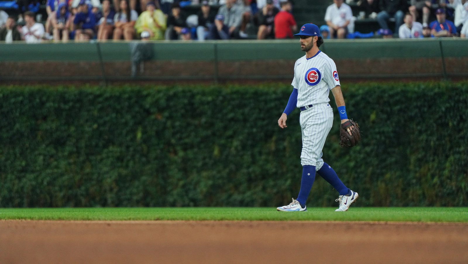 Dansby Swanson Wrigley Field Ivy Marquee Sports Network Television