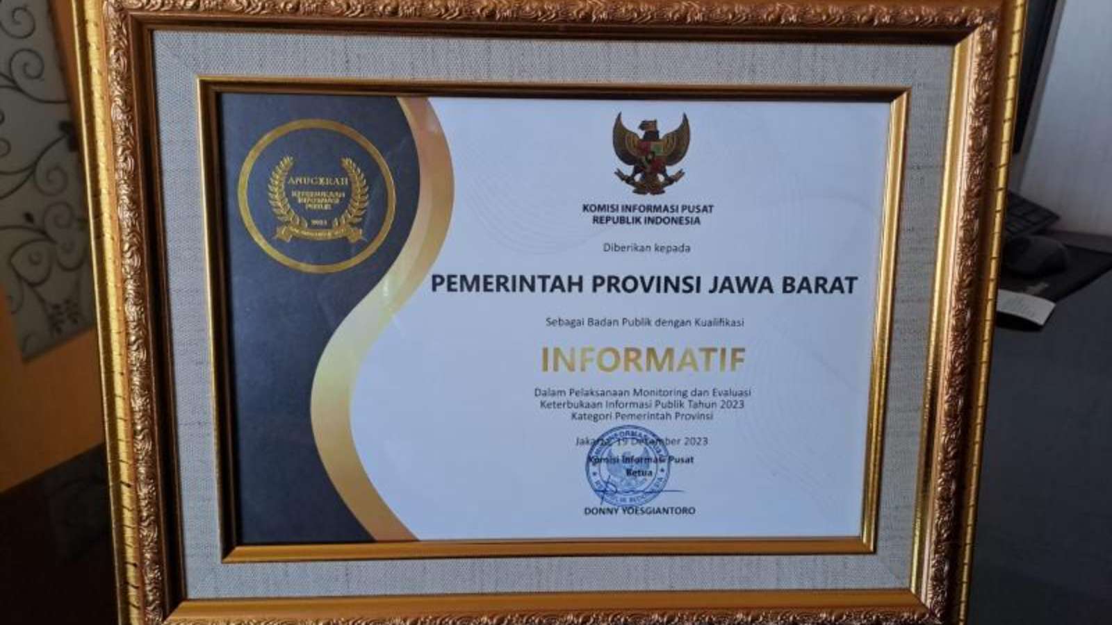 Pemdaprov Jabar Raih Predikat Informatif Di Anugerah Keterbukaan