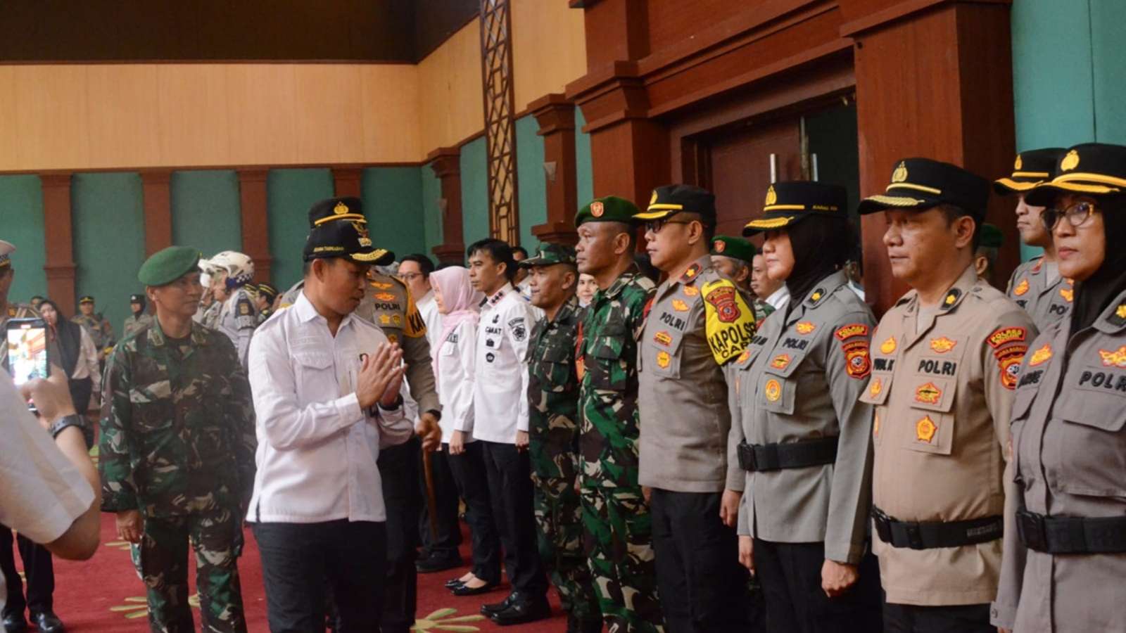 Ratusan Personel Gabungan Jaga Keamanan Perayaan Idulfitri Di Wilayah