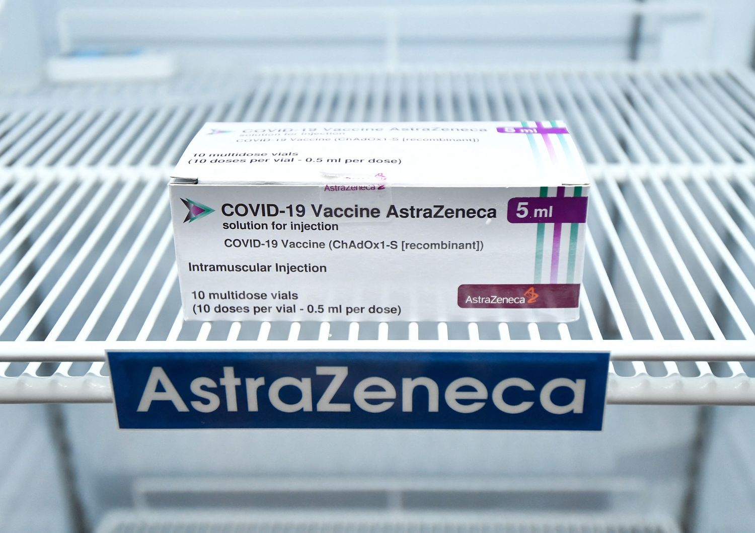 Astrazeneca Cambia Il Nome Del Vaccino Si Chiamerà Vaxzevria