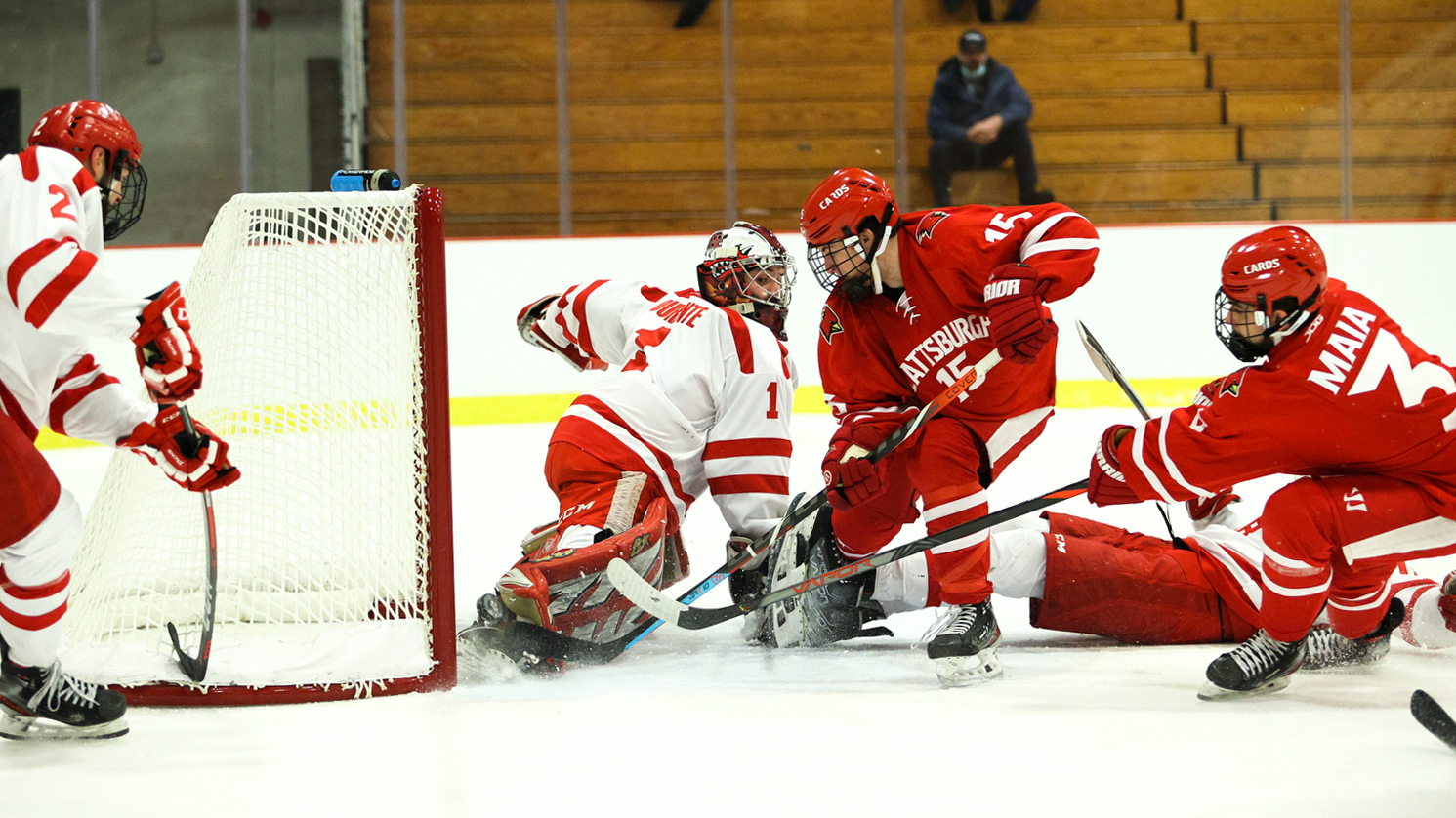 Mens Ice Hockey Notches Key 5 2 Sunyac Win Over Cortland Plattsburgh