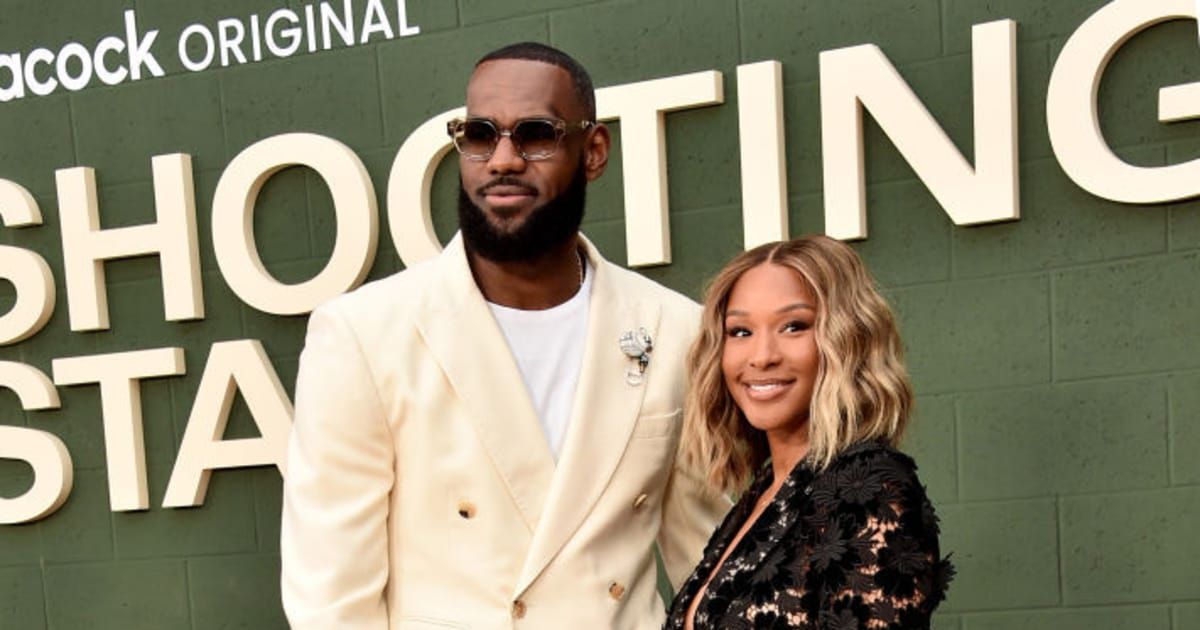 Lebron James Wife Savannah Hailed As Wholesome As Eagle Eyed Fans