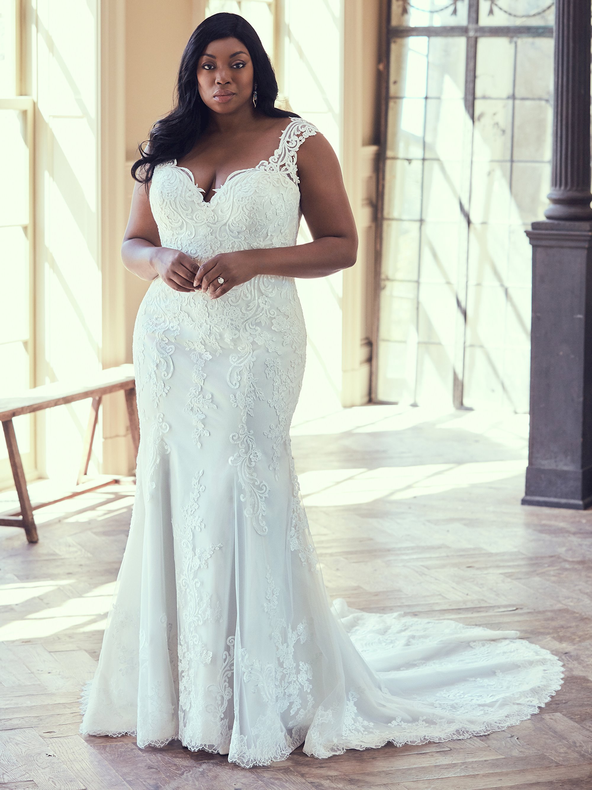 33 Gorgeous Plus Size Wedding Dresses For Every Style And Budget A