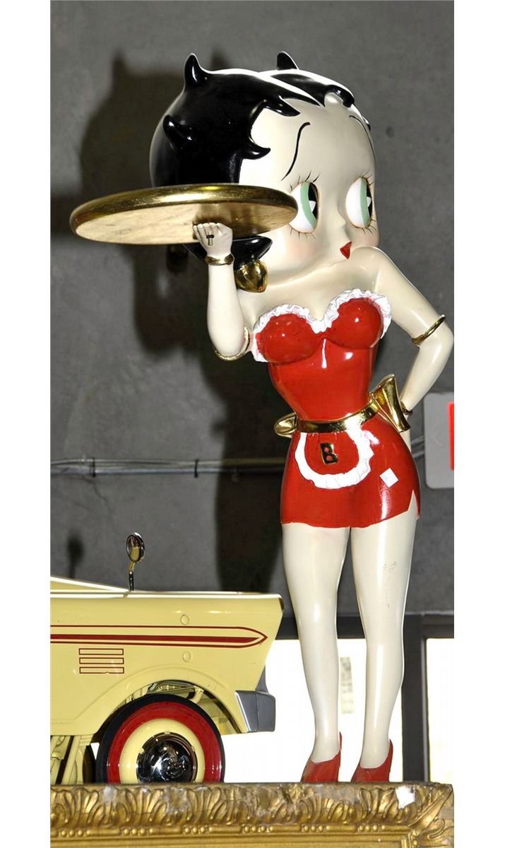 3f Tall Betty Boop Serving Statue