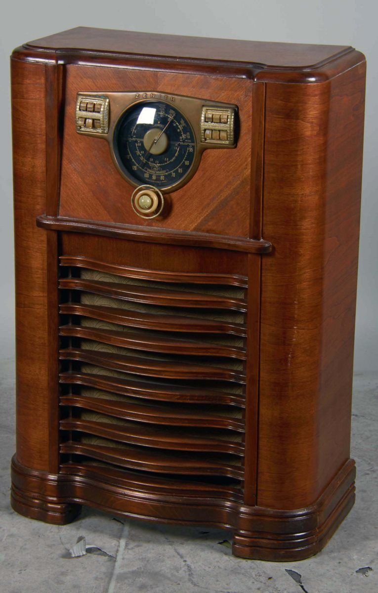 Zenith Model 8 S 563 Art Deco Floor Model Radio