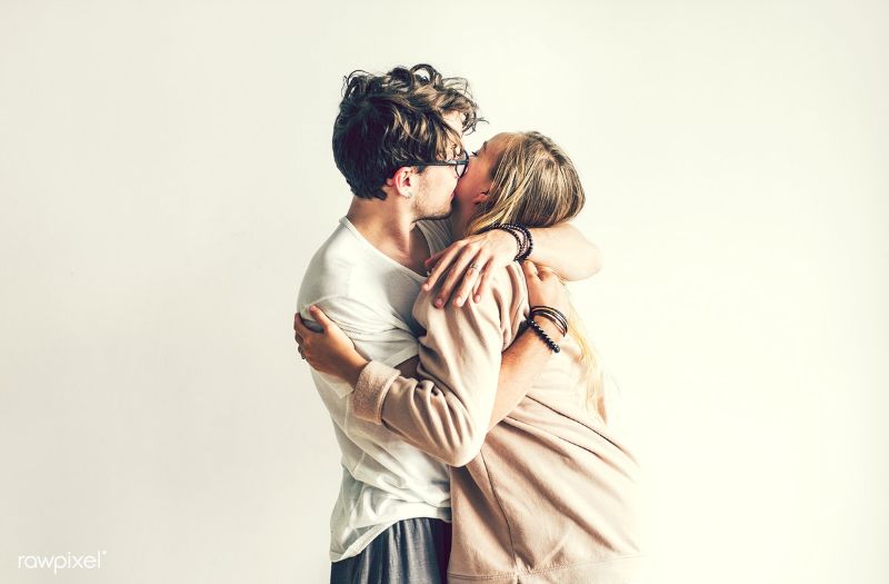 12 Signs A Man Is Attracted To You Sexually Regain