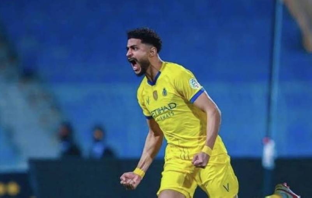 الكشف عن موقف لاعب النصر عبدالإله العمري من المشاركة أمام الهلال