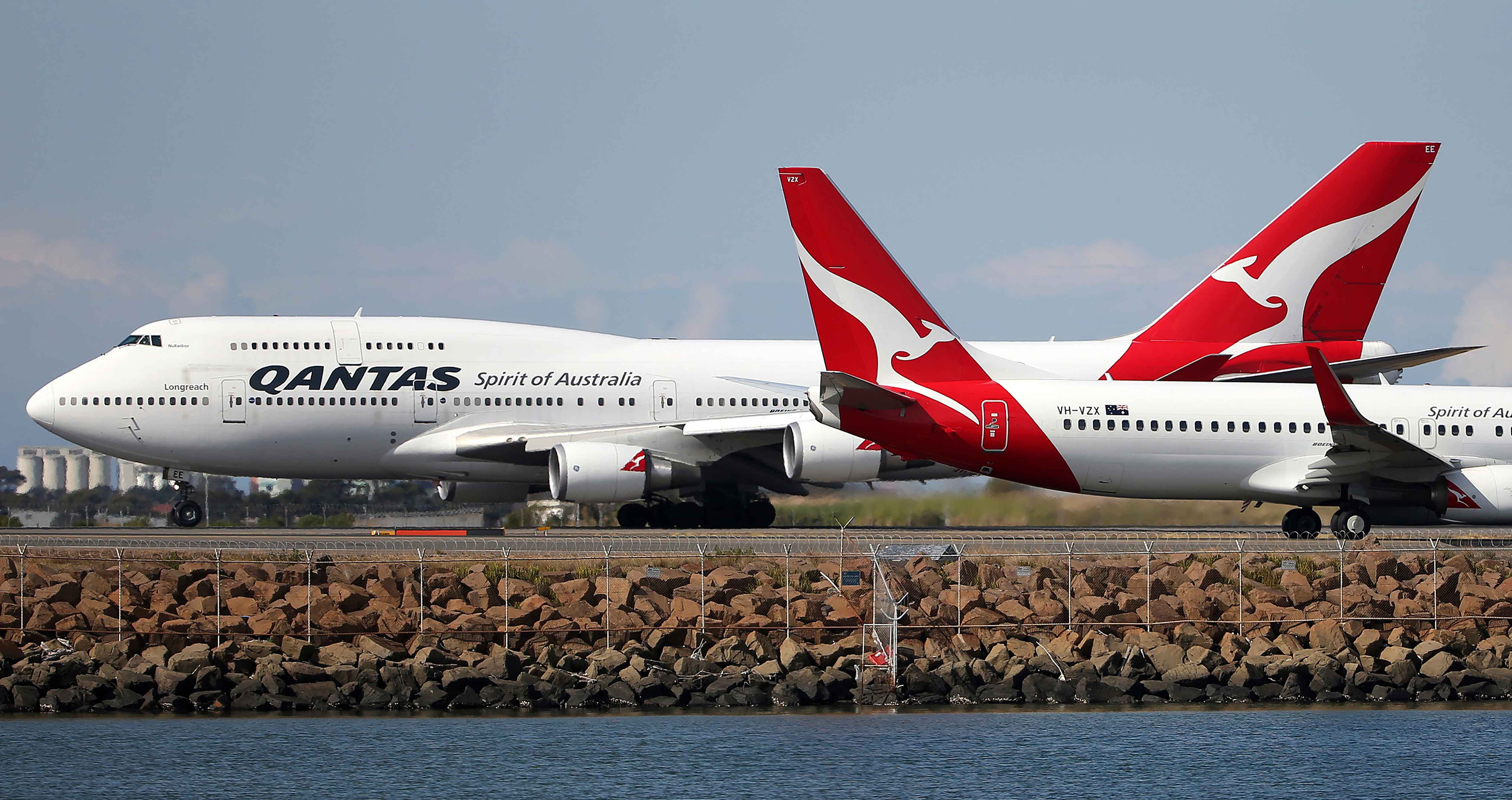 Qantas Completes Longest Non Stop Flight Positive Encouraging K Love