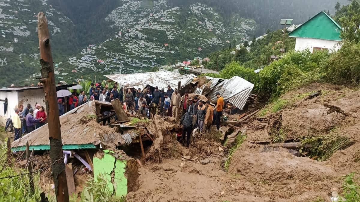 Five Killed As Heavy Rains Trigger Landslides In Himachal Beas In Spate