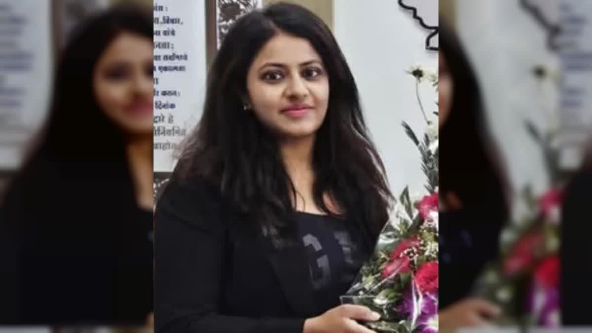 Controversial Ias Officer Pooja Khedkar Allegedly Submitted Fake