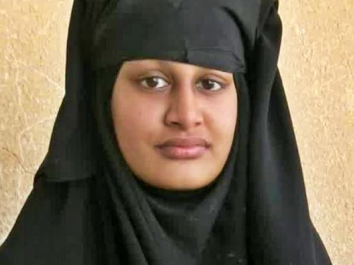 British Woman Shamima Begum Who Joined Isis As A Teen Loses