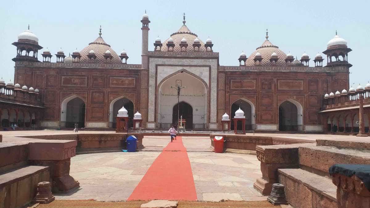 Agra Jama Masjid Case اب آگرہ کی جامع مسجد کا سروے کرانے کا مطالبہ