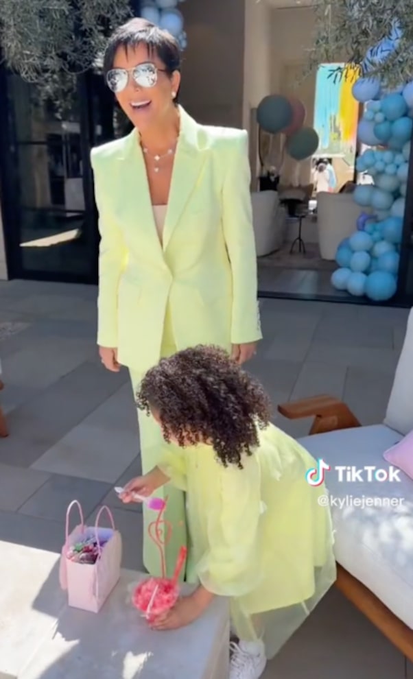 Inside Khloé Kardashians Epic 5th Birthday Party For True