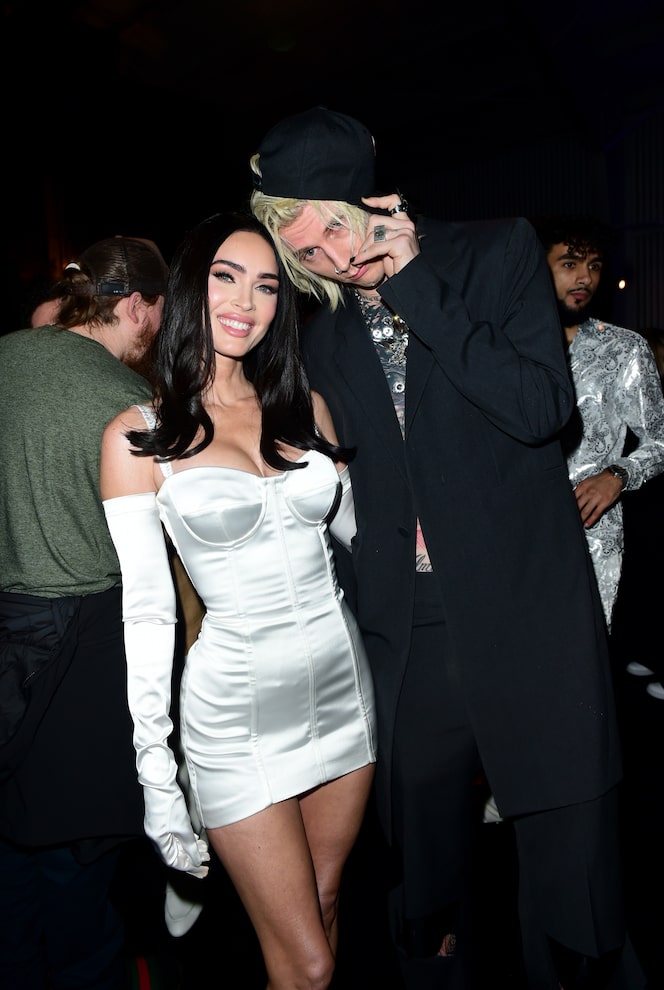 Megan Fox Hints At Machine Gun Kelly Breakup — Is It Over The Clues