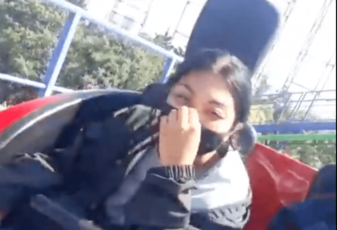 Jóvenes Se Quedan Atrapadas En Juegos Mecánicos De Six Flags Cultura