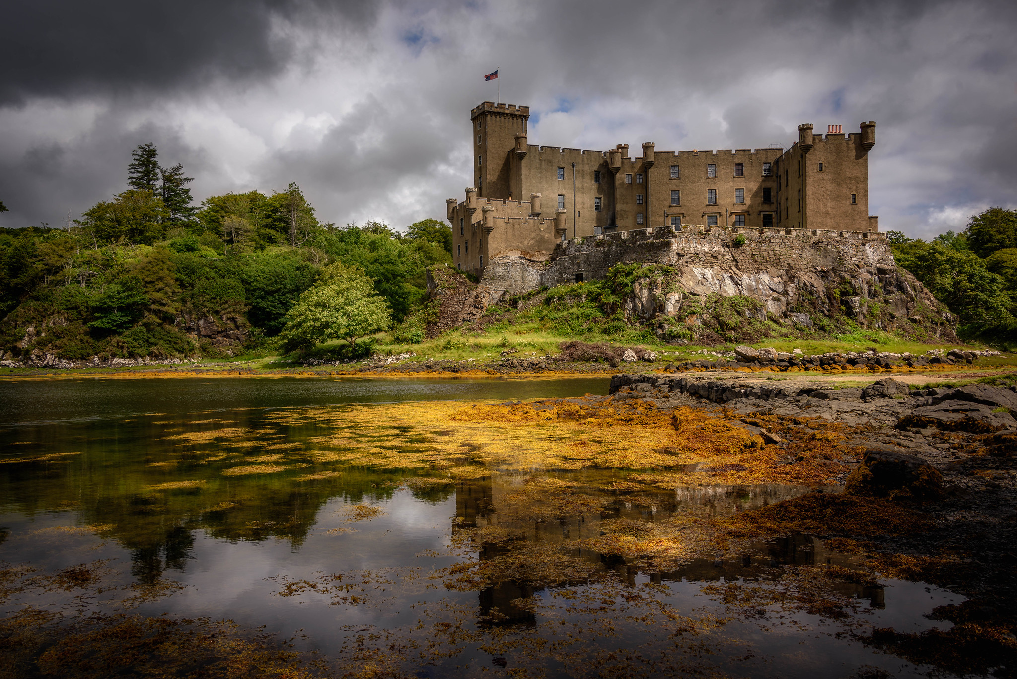 Dunvegan Castle Dunvegan Scotland Ultimate Guide Of Castles Kings