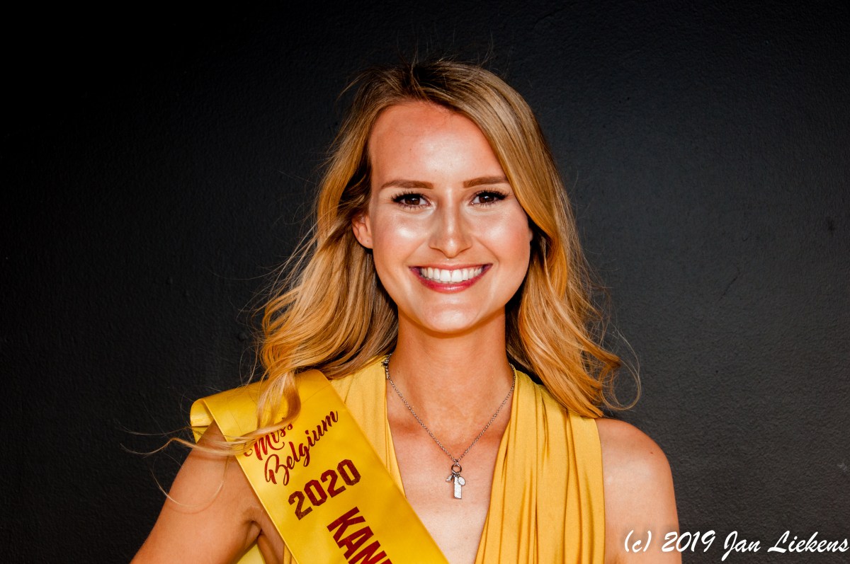 Op Weg Naar De Miss België Kroon Pauline Noyen 24 Evergem Chez