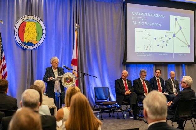 Kay Ivey Awards 8245 Million In Broadband Grants To Middle Mile Project