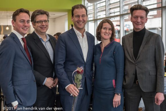 Pvda Lijsttrekker Lodewijk Asscher In Het Floreshuis