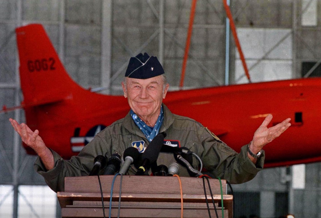 Gen Chuck Yeager ‘right Stuff Test Pilot Who Broke Sound Barrier