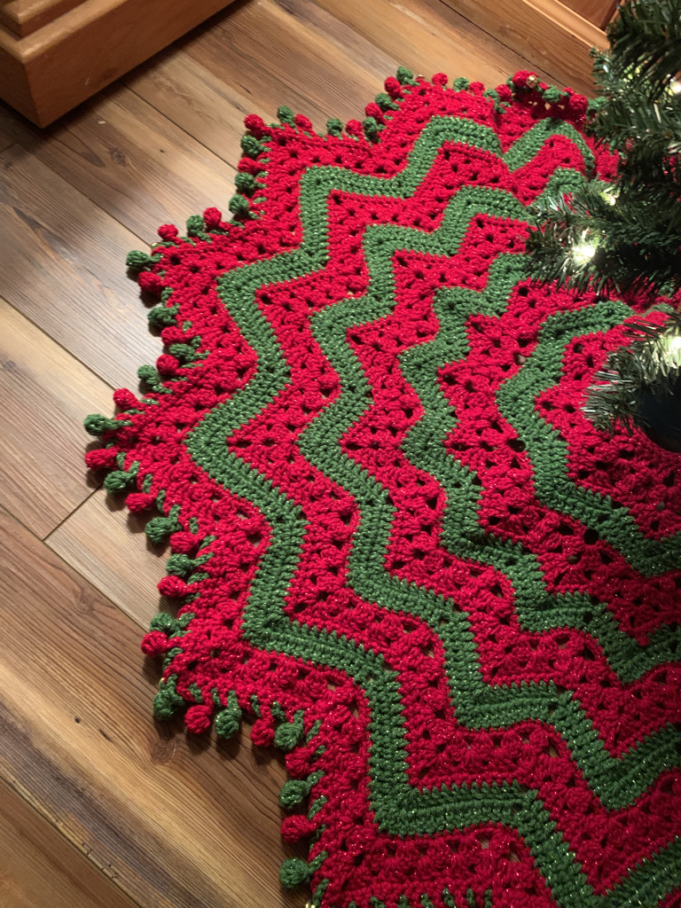 6 Day Superstar Holiday Tree Skirt Betty Mcknit