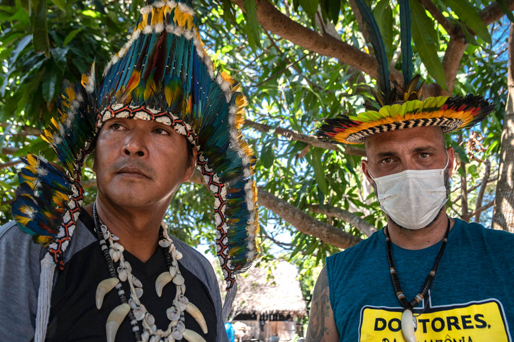 Trabalho Da Ong Doutores Da Amazônia é Registrado No Livro “levante E