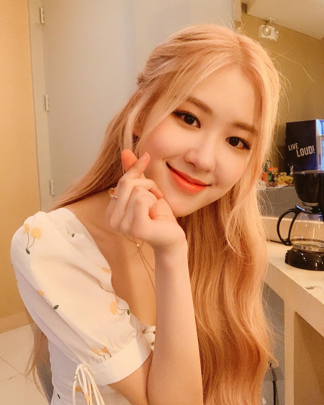 Blackpink Rosé Instagram And Insta Story Update June 7 2019