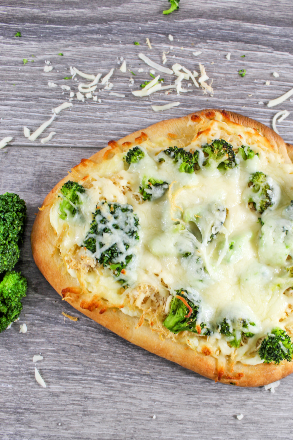 Chicken And Broccoli Alfredo Flatbread Pizza