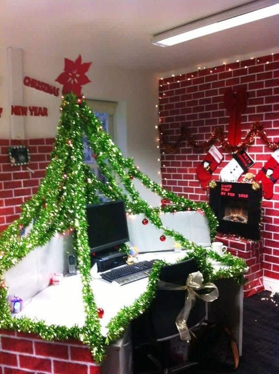 Creative Office Christmas Party Decorations Ideas 2022