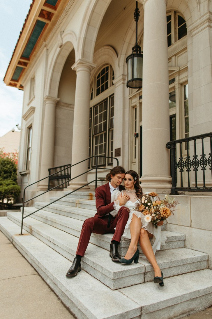 How To Make Your Courthouse Wedding Or Civil Ceremony Special