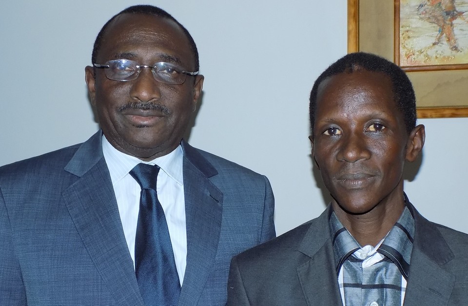 Dr Makanéra Kaké Chez Sidya Touré Le Frère Jumeau Du Ministre De La