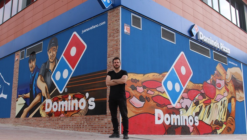 Dominos Pizza Inaugura Una Tienda En Villa De Vallecas Y Donará La