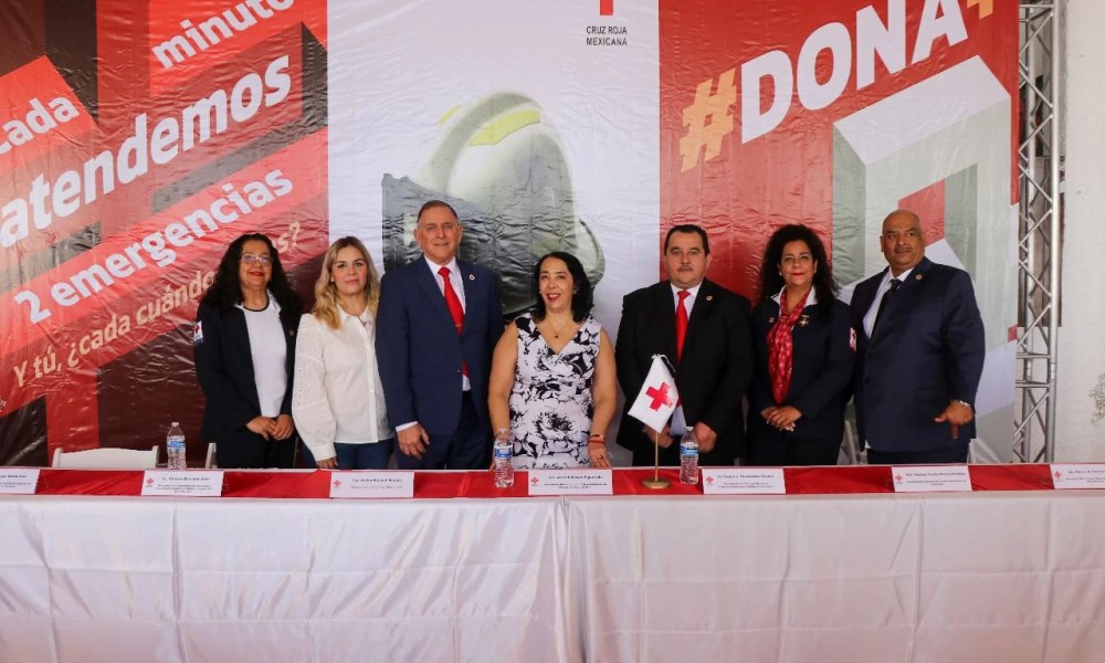 Alcaldesa De Playas De Rosarito Entrega Donativos A Cruz Roja Mexicana