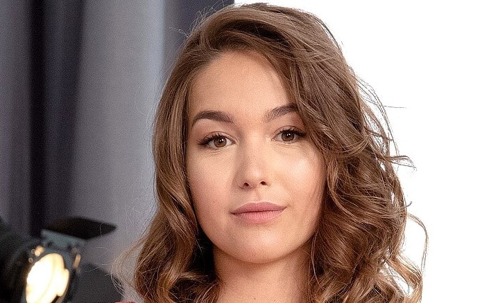Hazel Grace Biographywiki Age Height Career Photos And More
