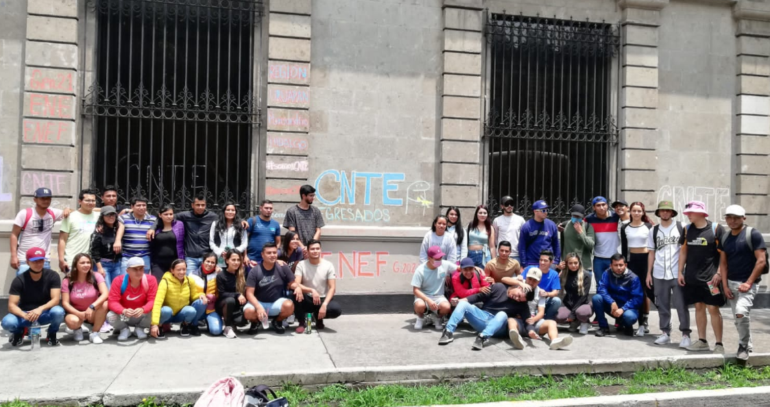 Militantes Y Simpatizantes De La Sección 18 Del Snte Cnte Realizan