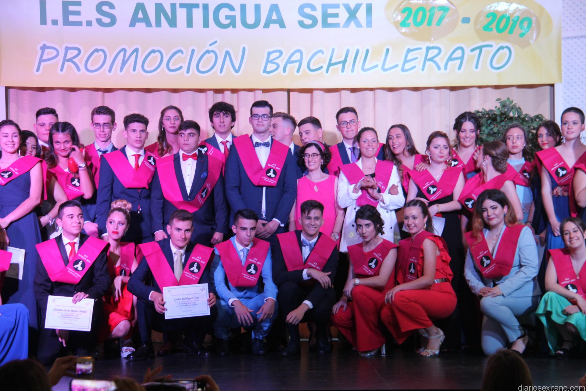 El Ies Antigua Sexi De Almuñécar Celebró La Graduación Bachiller 2019