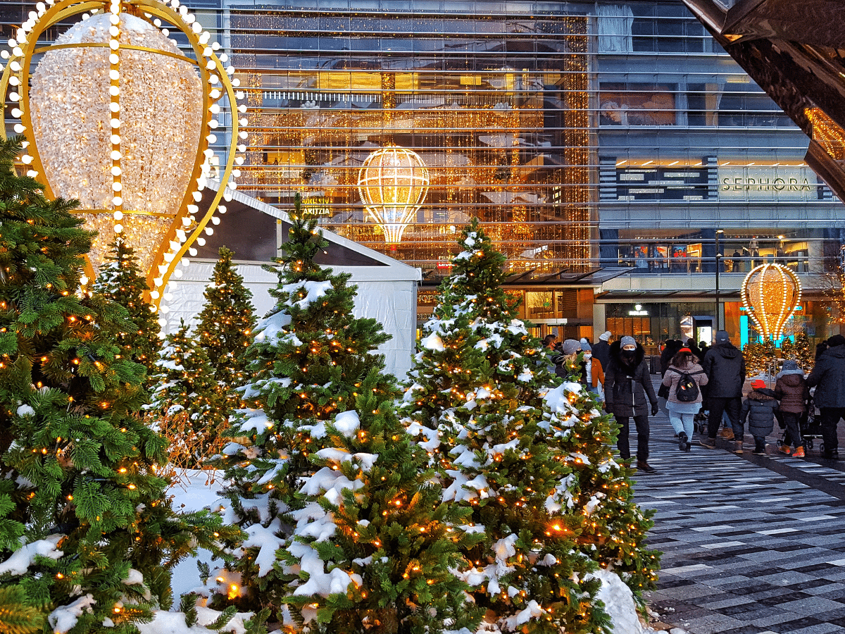 Hudson Yards Christmas Lights 2023 Shine Bright In Nyc