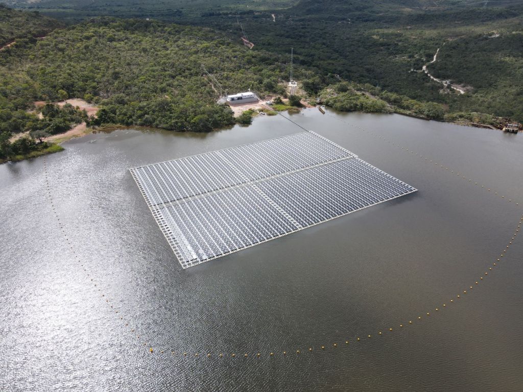 Brasil Constrói A Sua Maior Usina Solar Flutuante