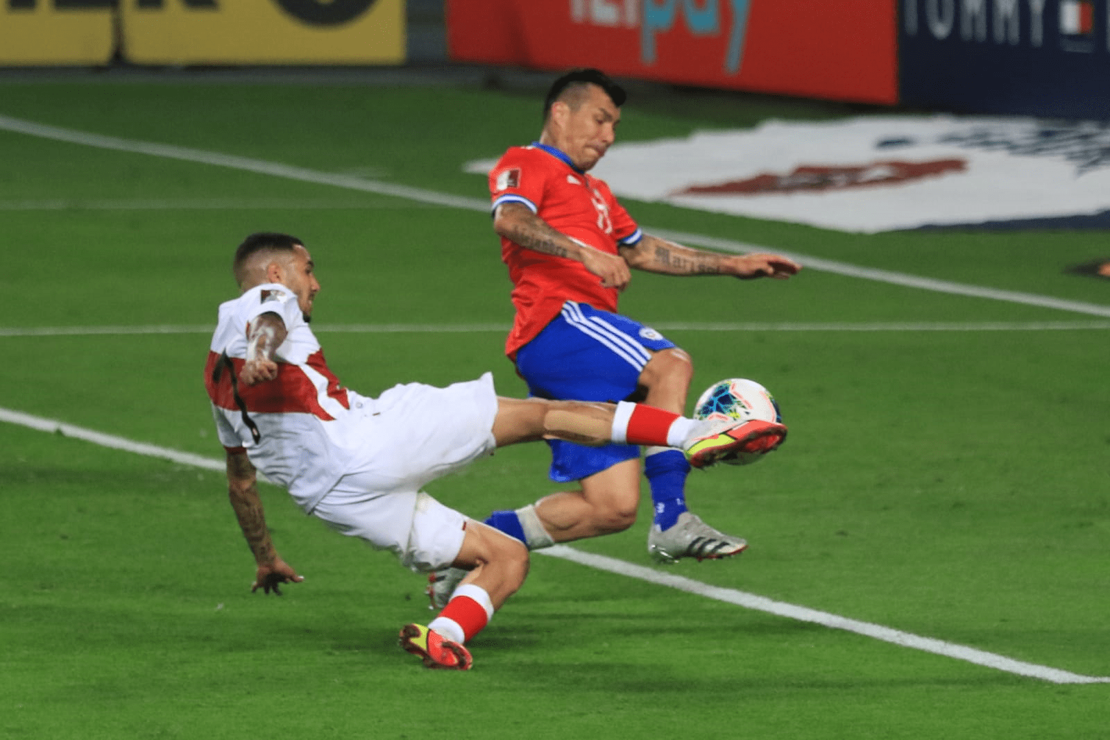 Video De Los Goles Del Perú Vs Chile La Blanquirroja Gana 2 0 El